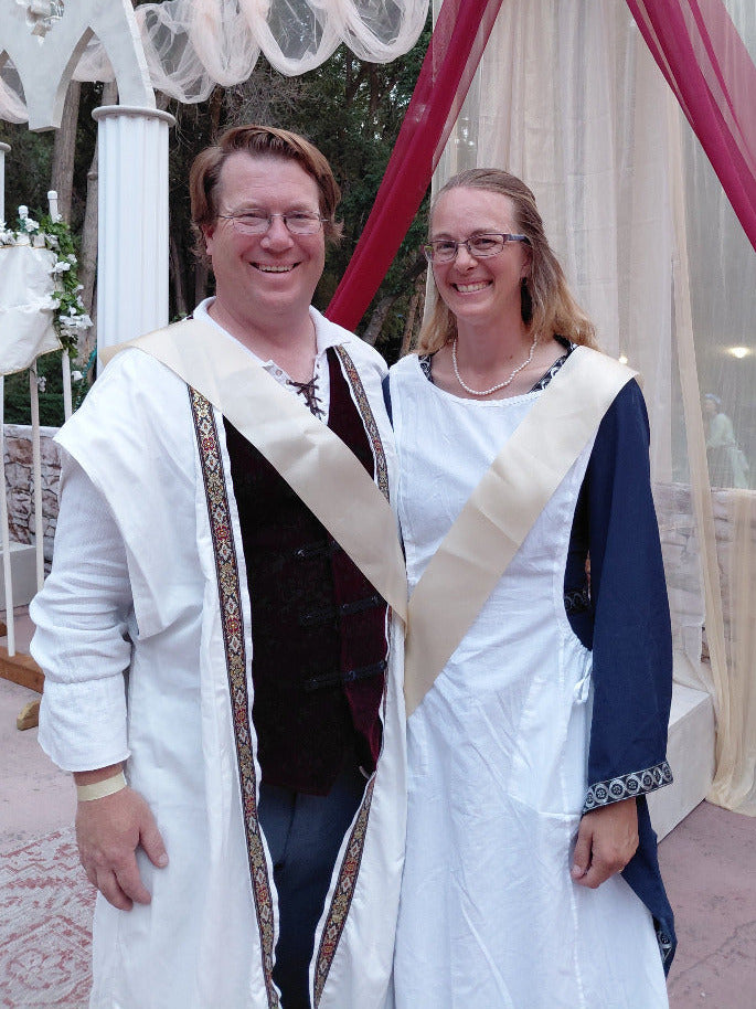 Adult Volunteers – HeroicYouth